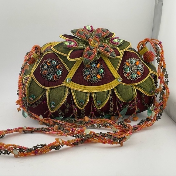 Mary Frances | Bags | Vintage Mary Frances Beaded Hand Purse Orchid ...